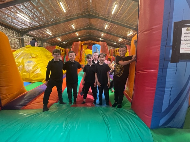 Our school tour to Turoe Pet Farm - Clarecastle National School